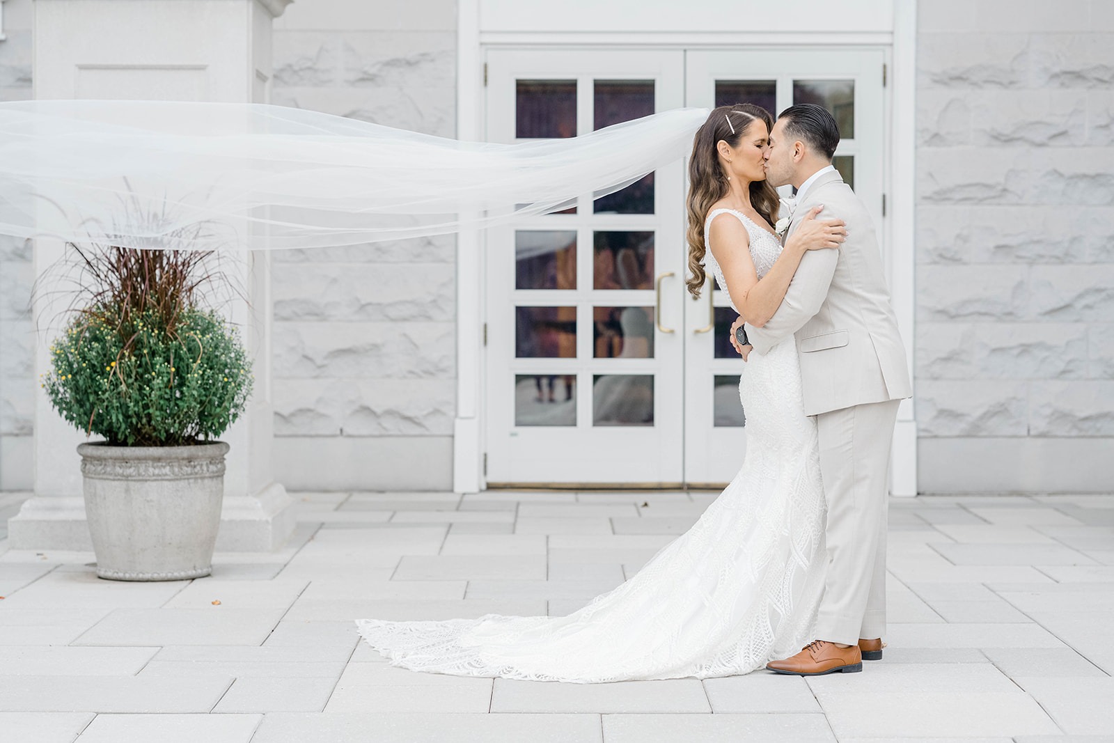 Jamie + Jeff's Fall Wedding – The Palace at Somerset Park